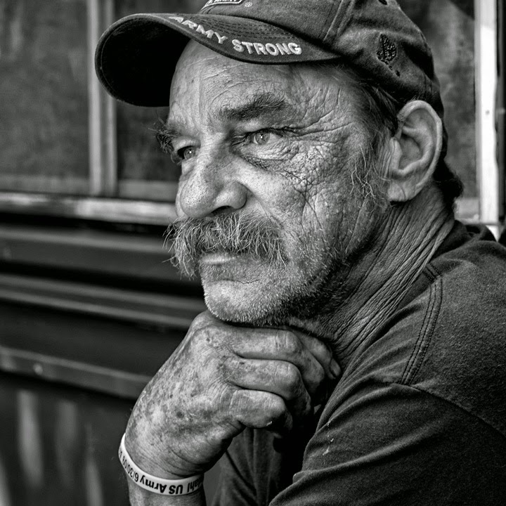 OLTRE IL MURO: ARTE e FOTOGRAFIA: JERRY TOVO | PHOTOGRAPHER