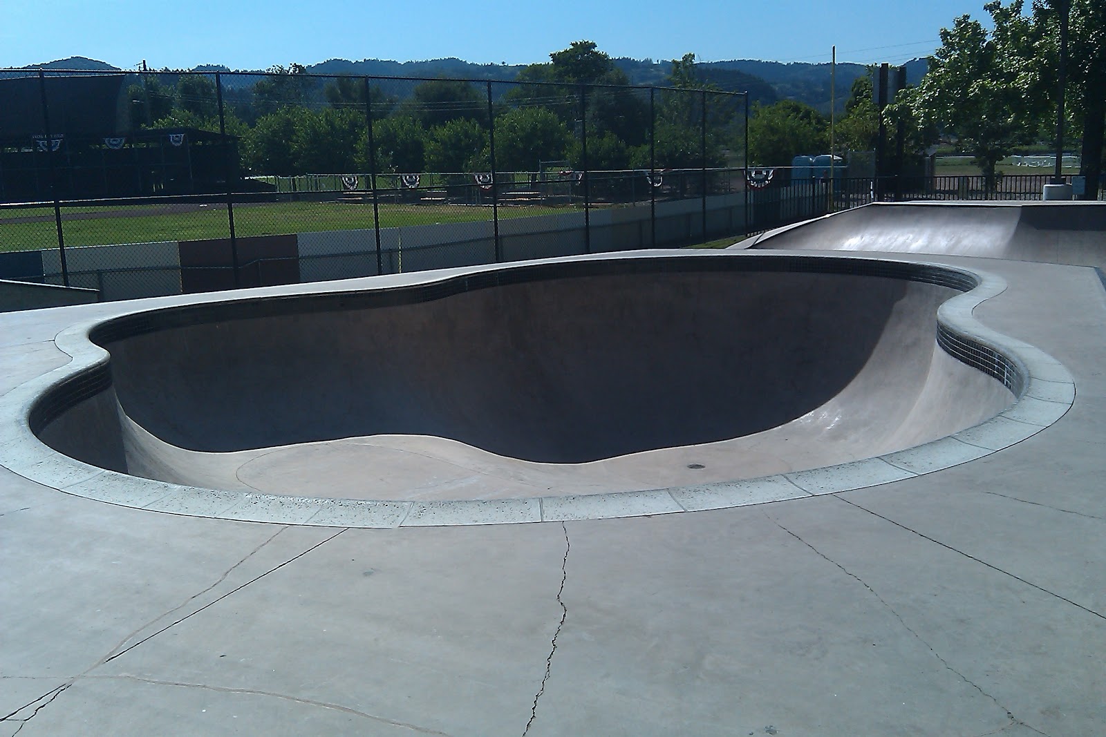 Tim's blog: St Helena Skatepark, Napa Valley, CA