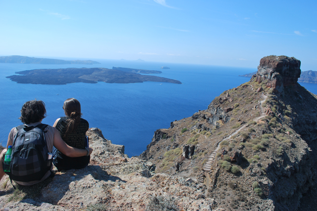 5 Historical Points Of Interest That You Must To Visit It In Santorini ...
