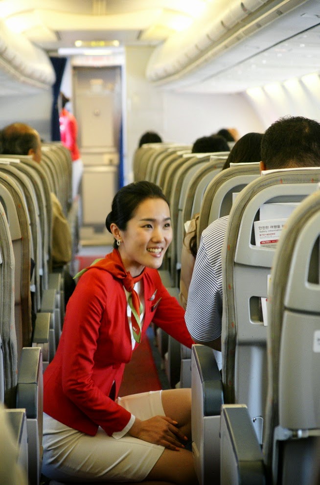 The Uniform Girls: [PIC] T'way air hostess uniforms