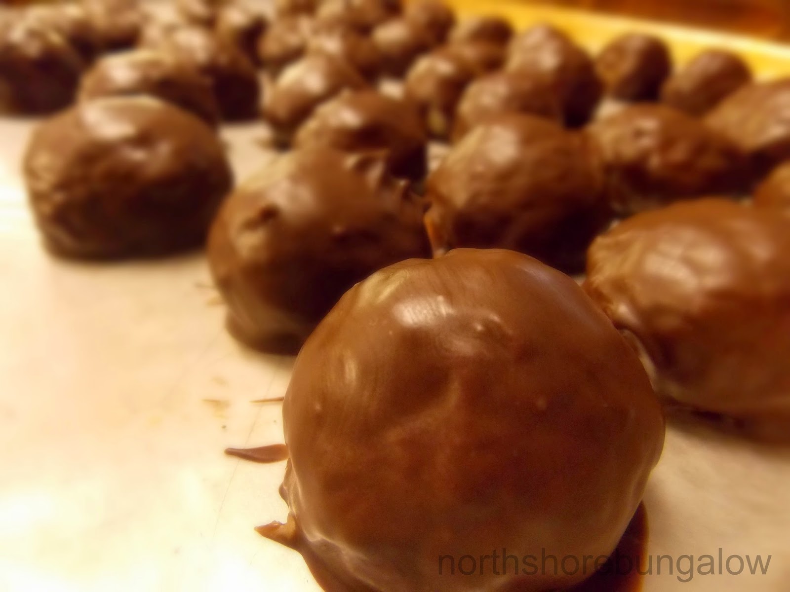 North Shore Bungalow: Grandma Cole's BonBons