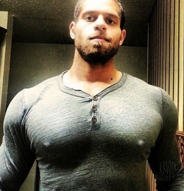 Seduced by the New...: #Chesticles