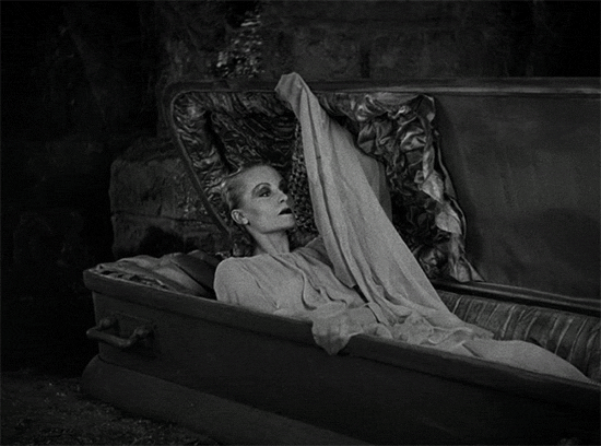 La Dolce Vita: A mais famosa noiva do Drácula na Era de Ouro de Hollywood