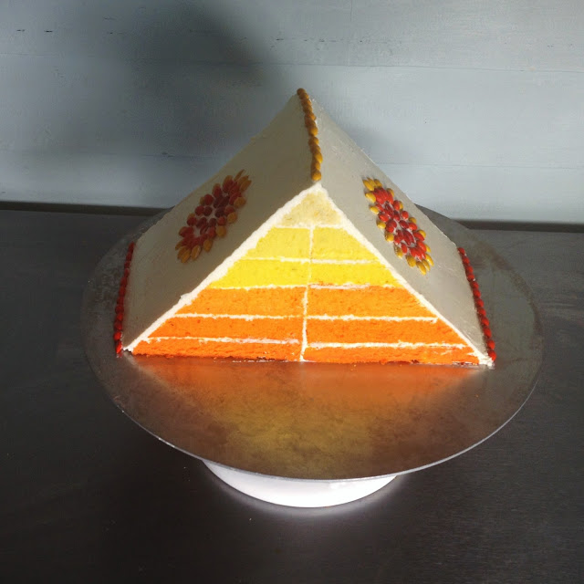 Double Sunshine Pyramid Cake