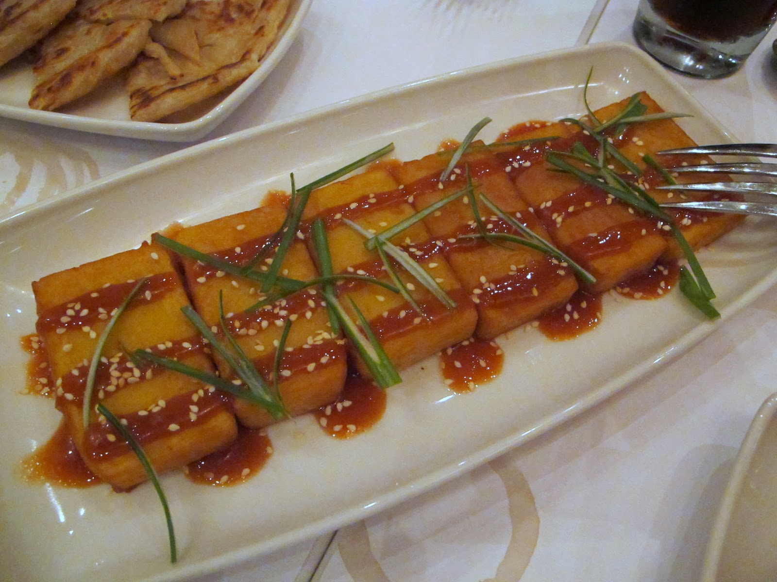 gnawing dentata bytes: 11-30 rangoon ruby