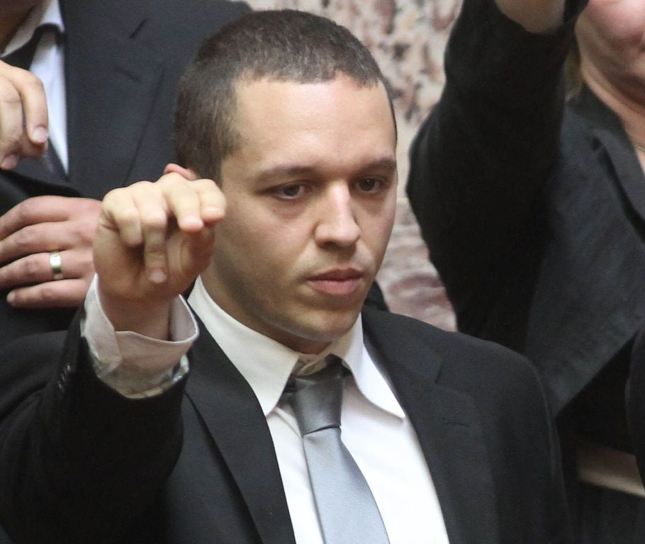 Ηλιας Κασιδιαρης: Δεν μετανιωνω για το χαστουκι!! - Καναπεδάτος