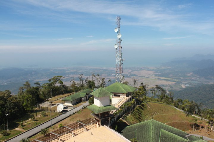 SL Photography: Mendaki 4287 anak tangga Helang Seribu Kenangan Gunung Raya