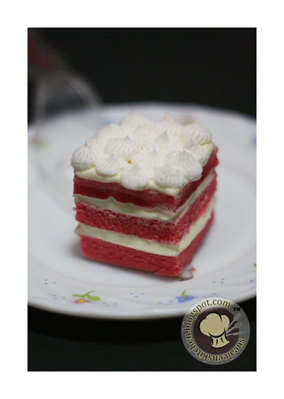 Suealeen's Kitchen: Cheesy Fair Lady Cake