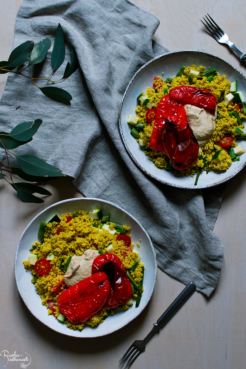 Paahdettua paprikaa ja couscoussalaattia: Ruoka-alkemisti