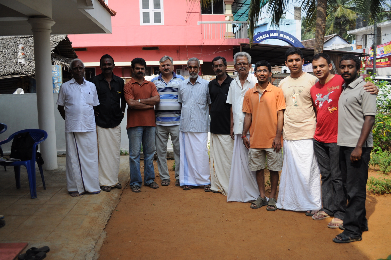 A Day in Nemmara Kerala: Temple Festival Filled with Lights and sounds...