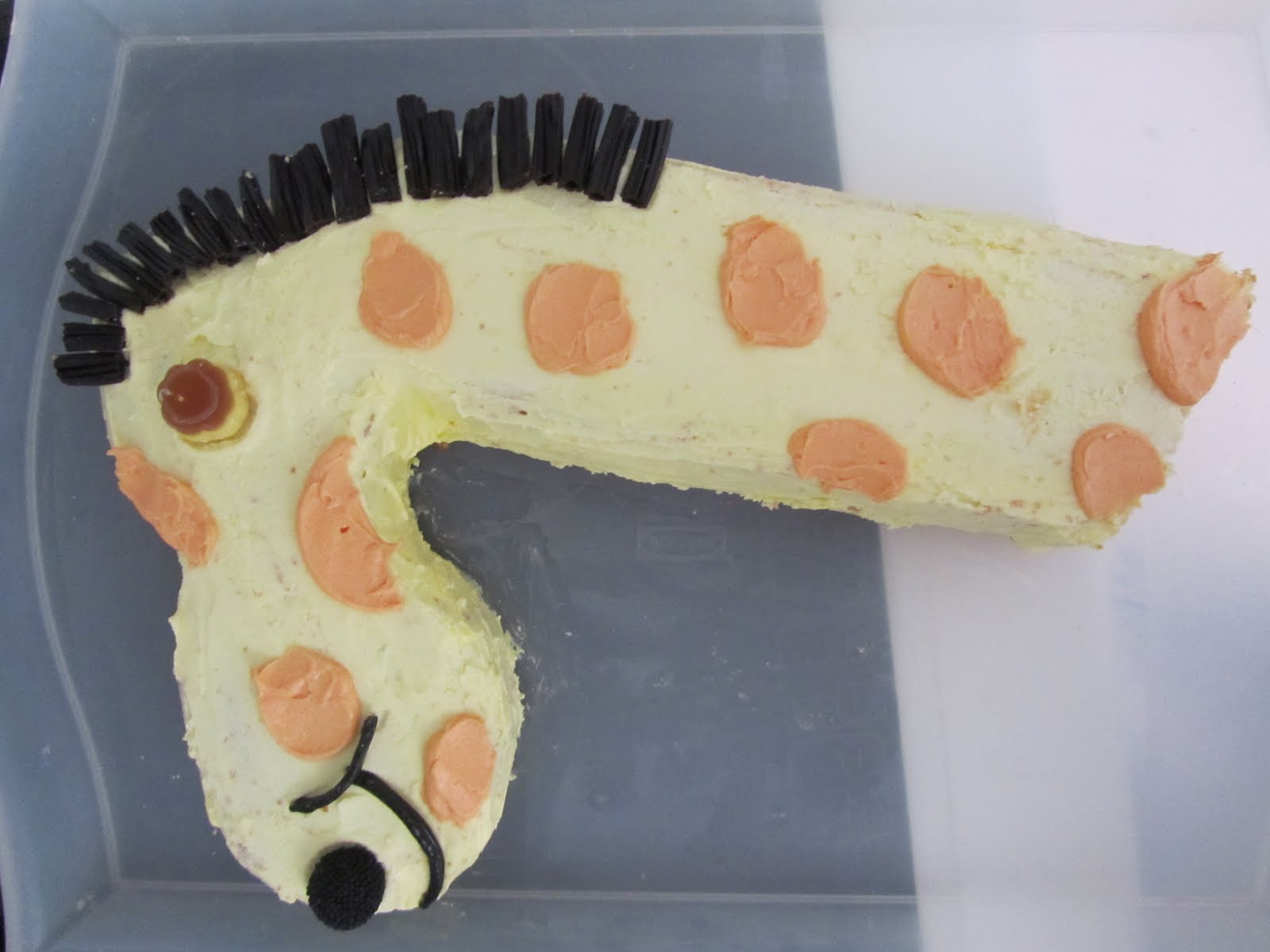 The Wandering Pit: Giraffe Number Seven cake