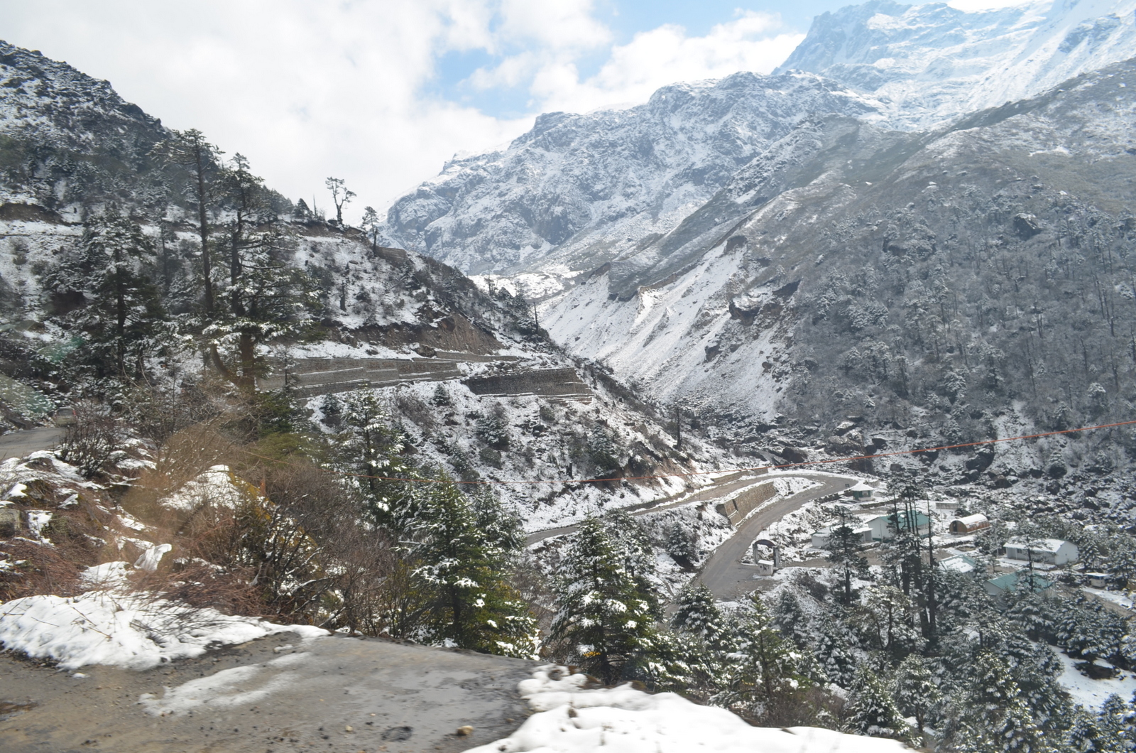 Sikkim Trip : Lachung, Yumthang Valley and Zero Point | Raveesh Kumar