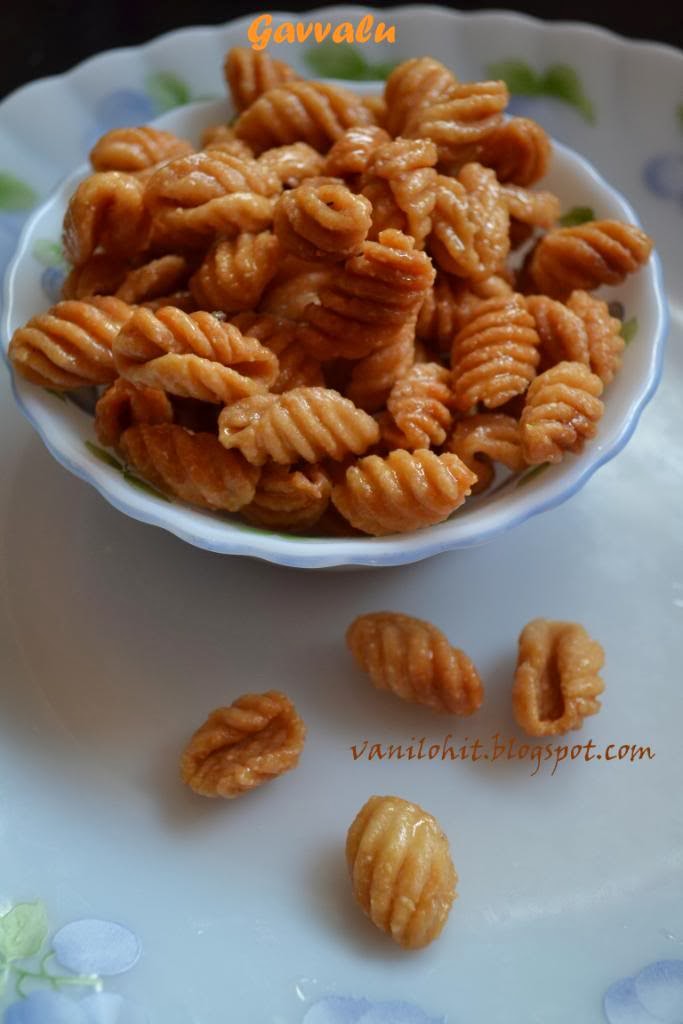 Gavvalu - Sweet Shells from Andhra / ಗವ್ವಲು - ಆಂಧ್ರ ಸ್ಪೆಷಲ್ | Recipe world