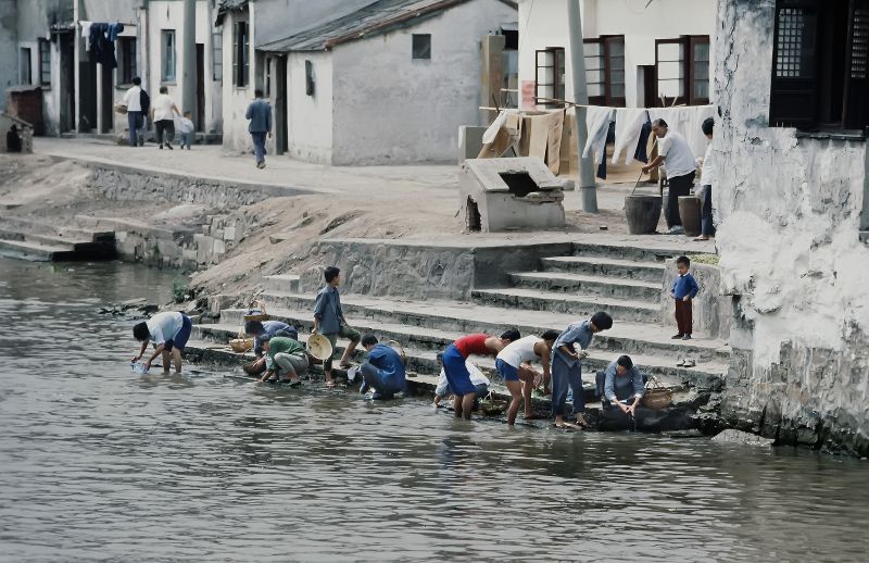 50 Impressive Photos That Capture Everyday Life of China in the Late ...