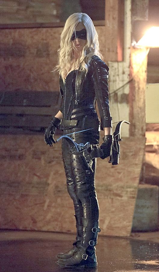 KOMIXSCENE: Cosplay de Sarah Lance da série Arrow