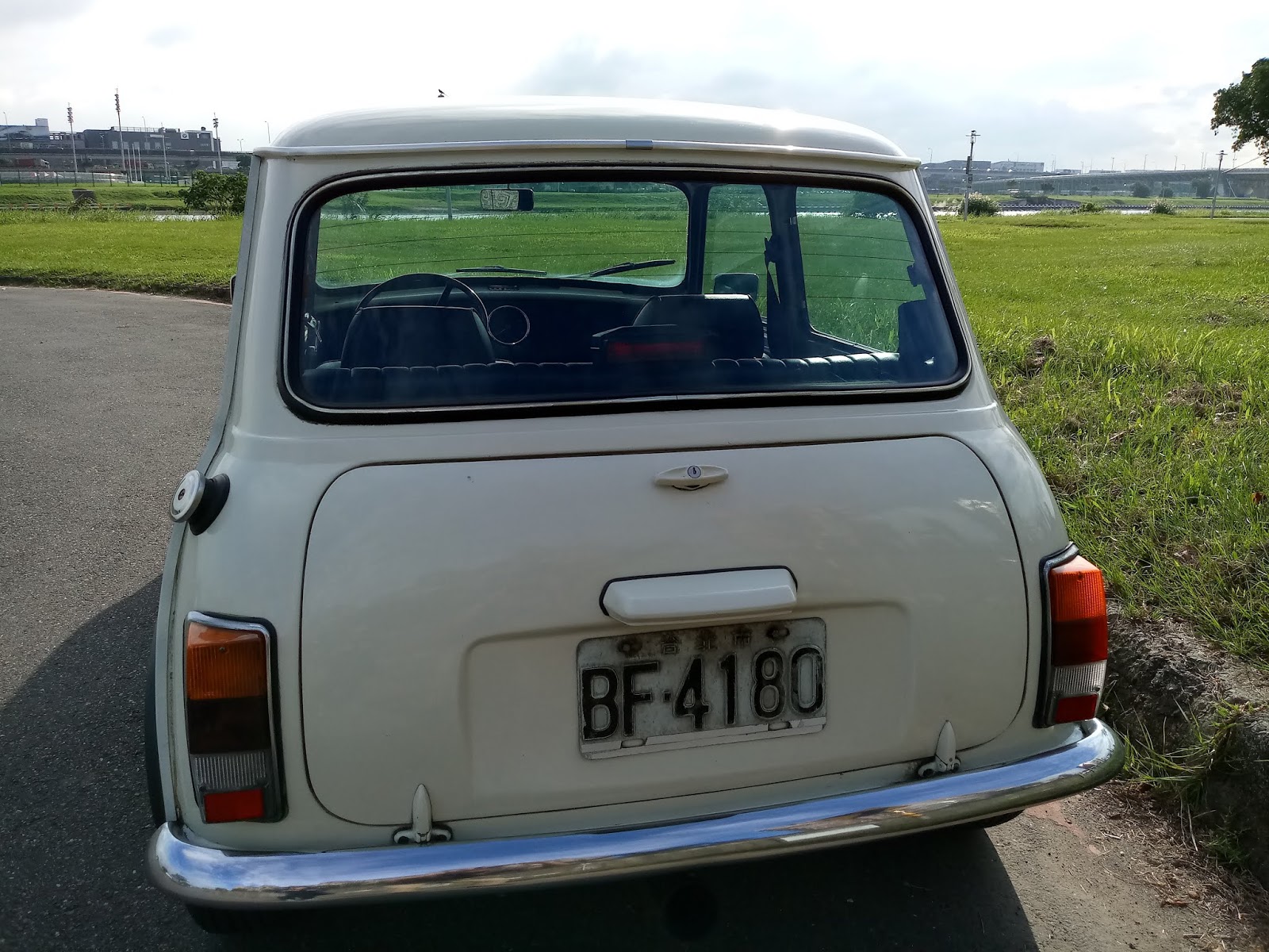 [鳳梨外貿社] 1988 Austin Mini Automatic 奧斯丁 迷你上架銷售