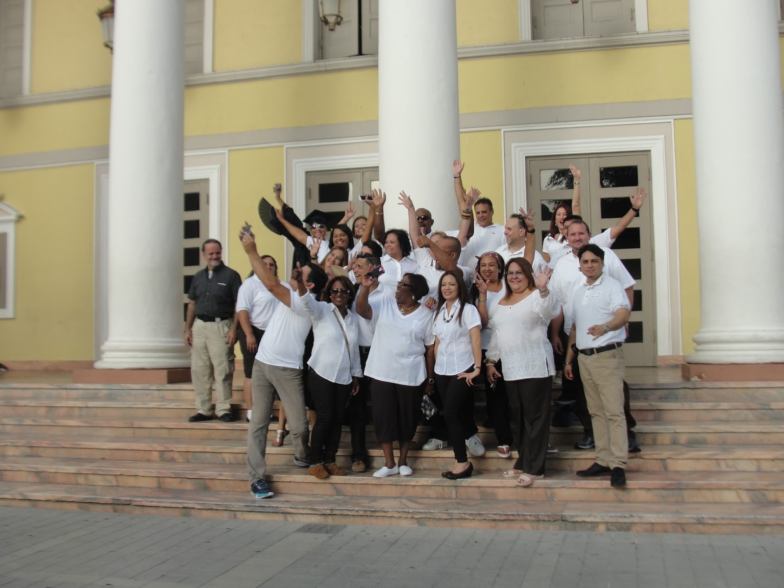 Gerardo: Clase Ponce High 1985 y más allá: ¡Estamos Vivos!