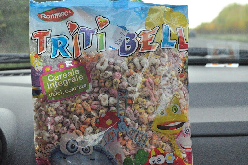 Dichisurile Ralucai: La magazinele româneşti