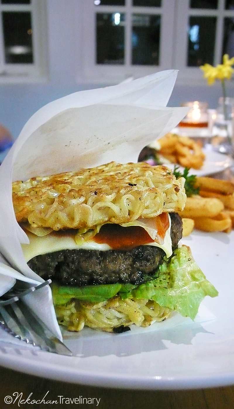 Burger Mie ala The Stacks Burger