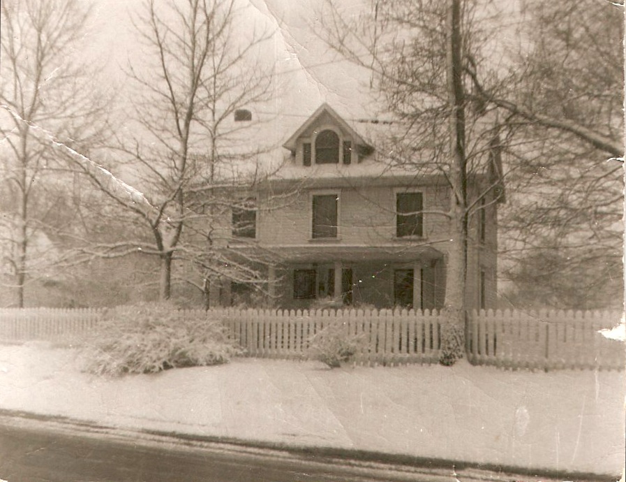 Vintage Irvington: In the Shade of the Kile Oak