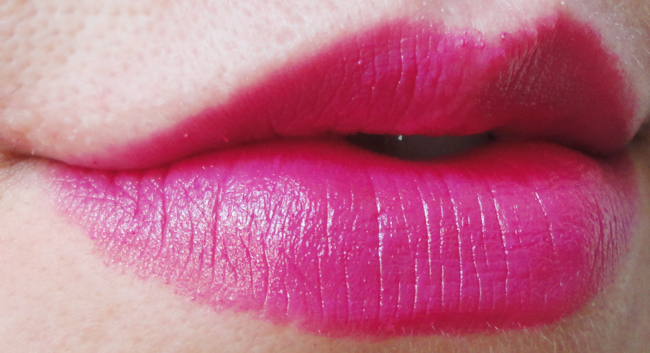 Laço e Batom: Resenha : BATOM ROSA CHICLETE AVON COLOTREND