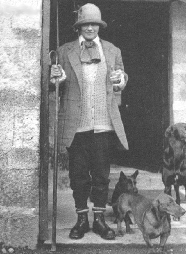 26 Classy and Fabulous Photos of a Young Coco Chanel in the 1910s and ...