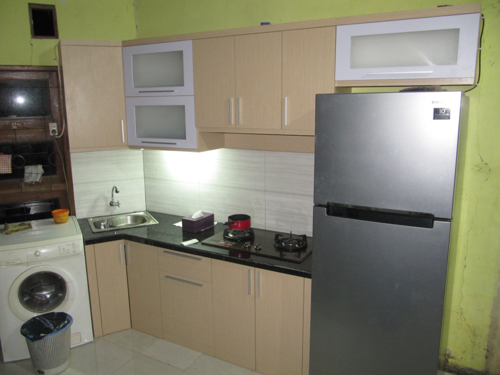 Kitchen Set Dinding Tidak Siku | Kitchen Set Semarang