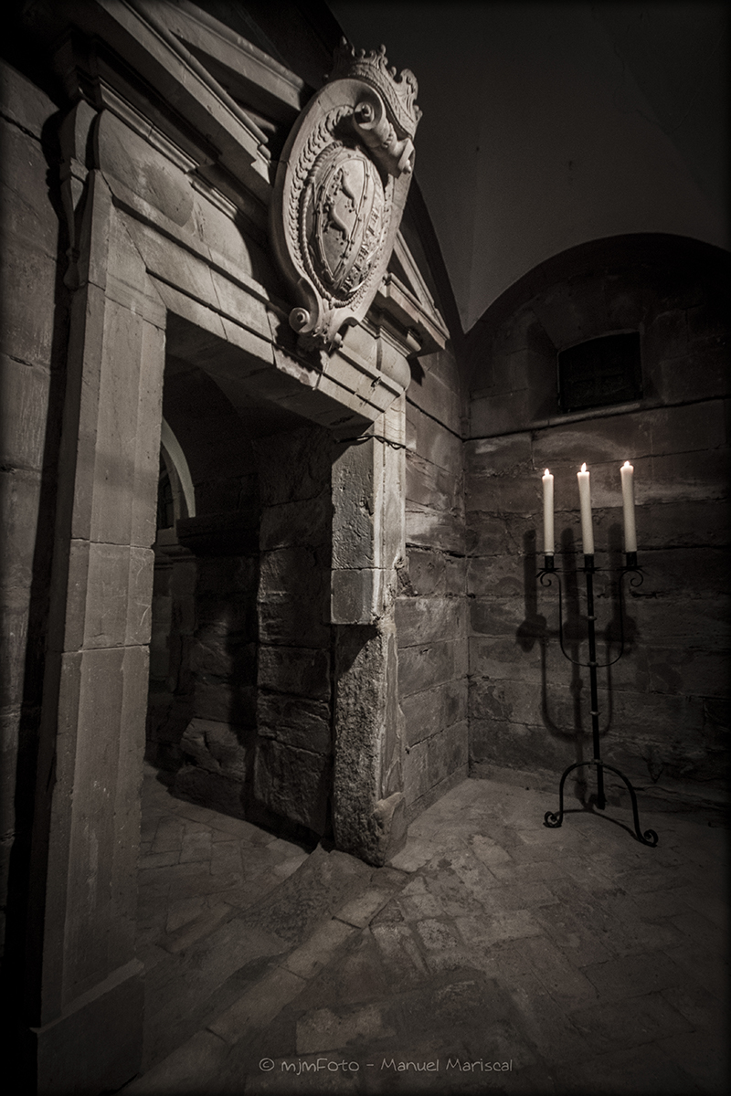 Manuel Jesús Mariscal - Fotógrafo: Fotografía 360º - Cripta Funeraría
