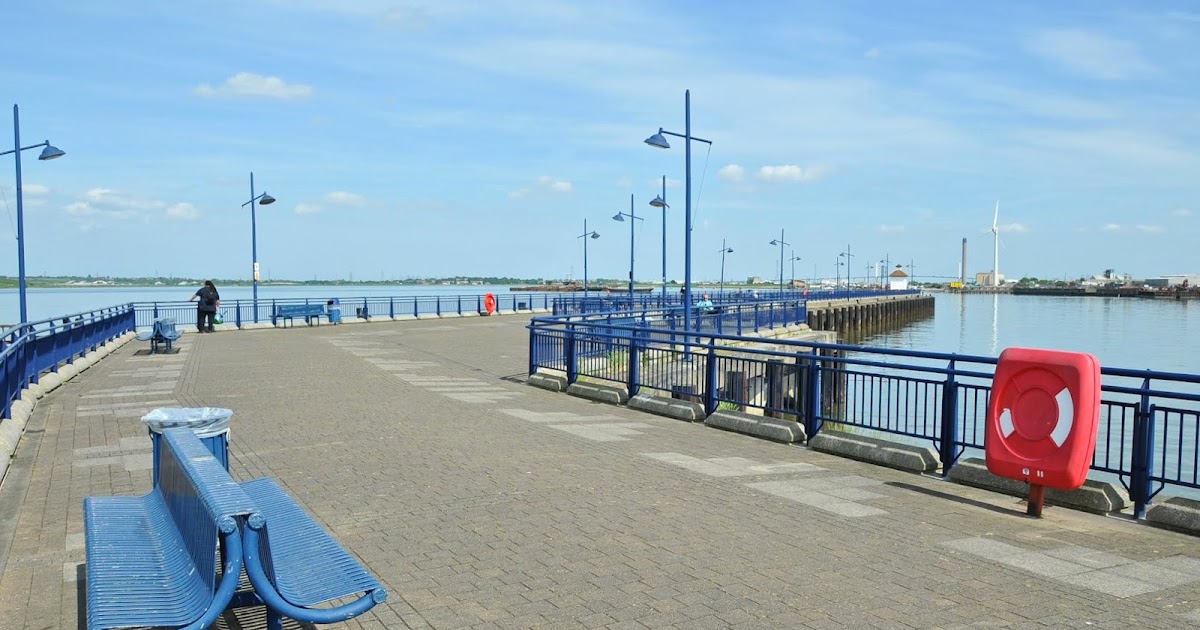 Arthur Pewty's maggot sandwich: Erith Pier for sale?