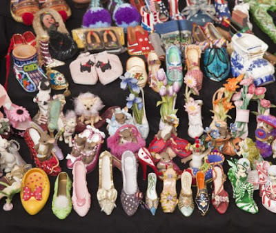 Kuweight 64: SHOE LADY DARELENE FLYNN'S HAS WORLD'S BIGGEST SHOE COLLECTION