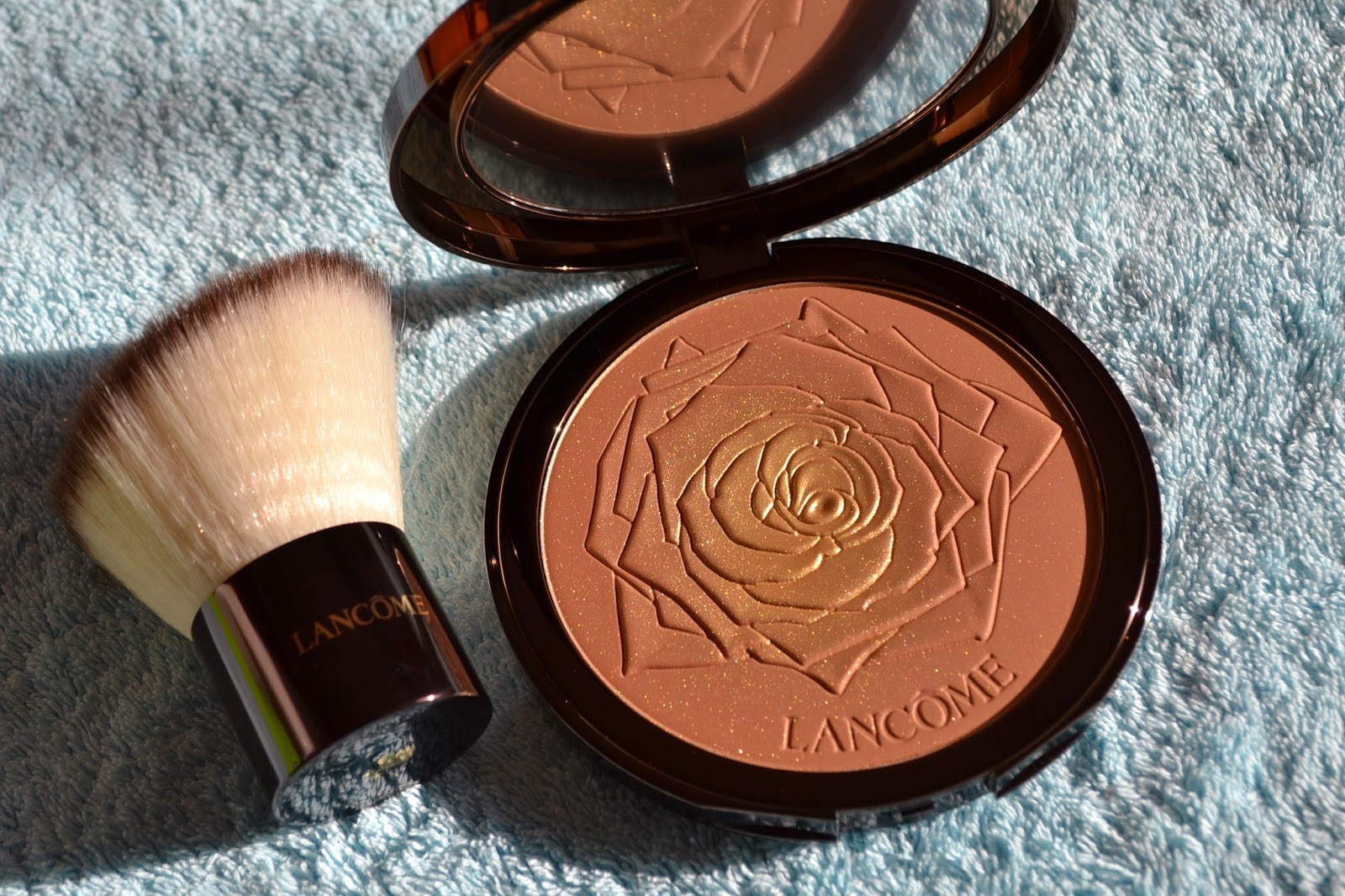 Lancôme : zoom sur la poudre Star Bronzer Golden Rivieira