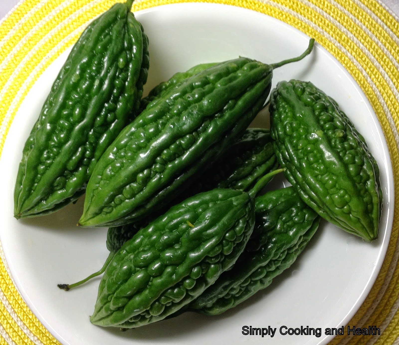 Simply Cooking and Health: Simple and easy bitter melon curry