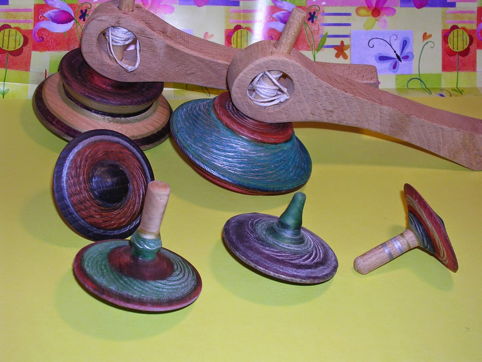 MD Creazioni In Legno: Giocattoli in legno: le trottole