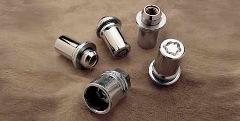 Arrowhead Lexus: Wheel locks