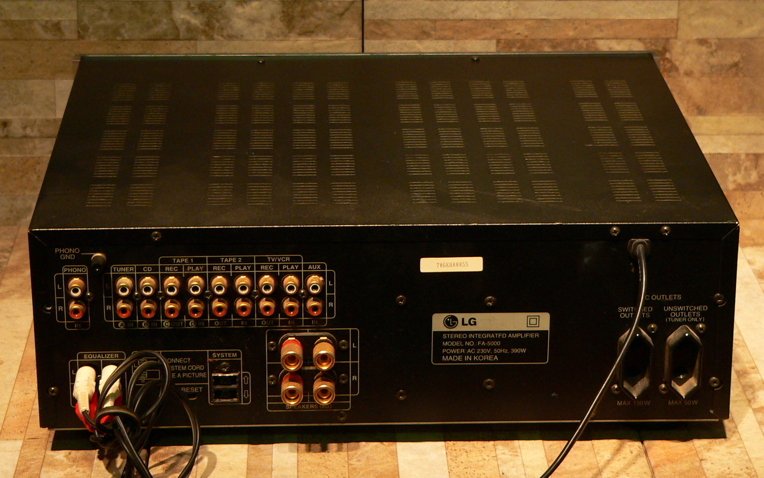 su-distribuidor audio hi-fi and hi-end: AMPLIFICADOR LG GOLDSTAR FA-5000 -SIN STOCK-