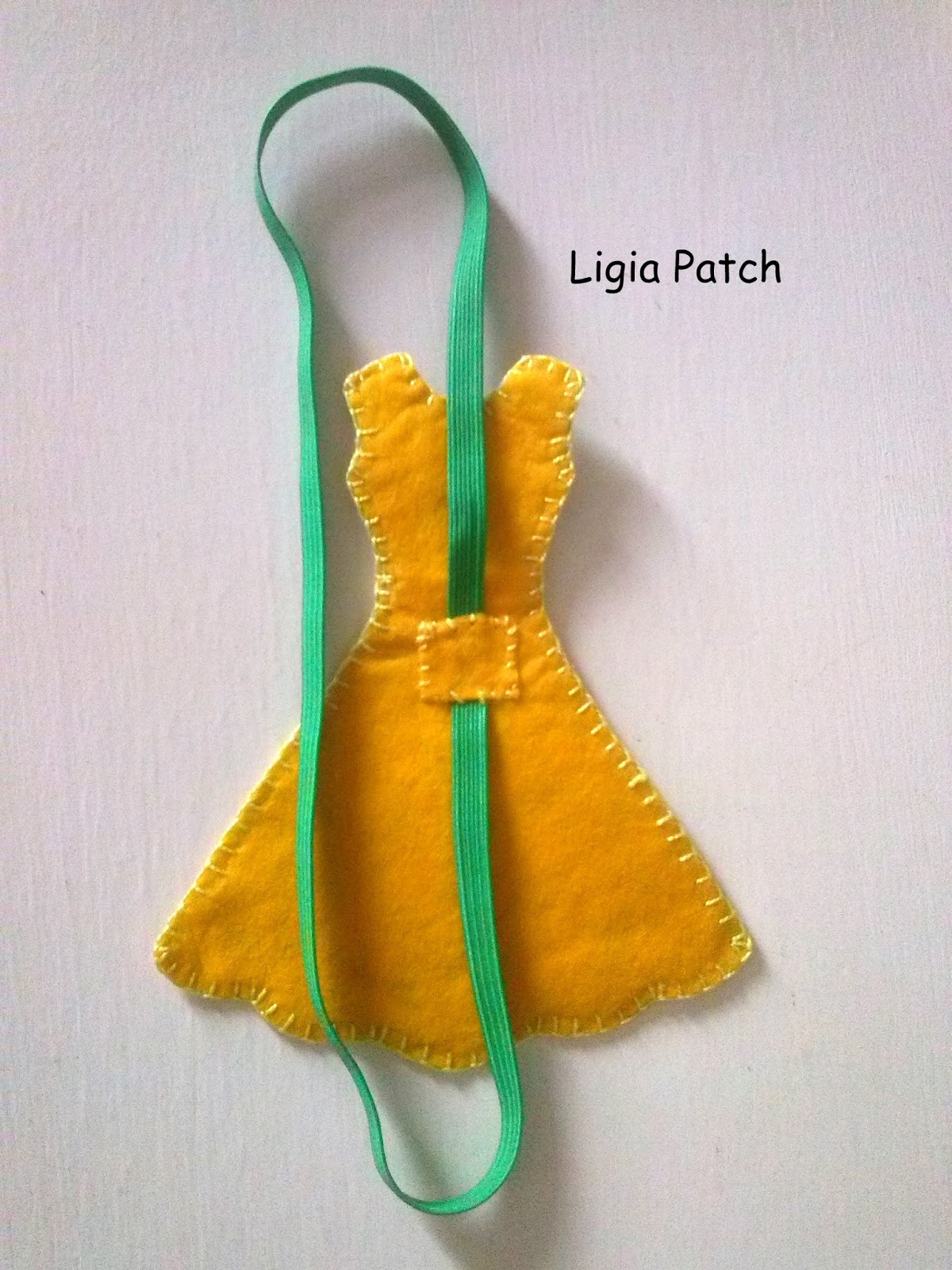 Ligia Patch: TUTORIAL MARCADOR LIBROS