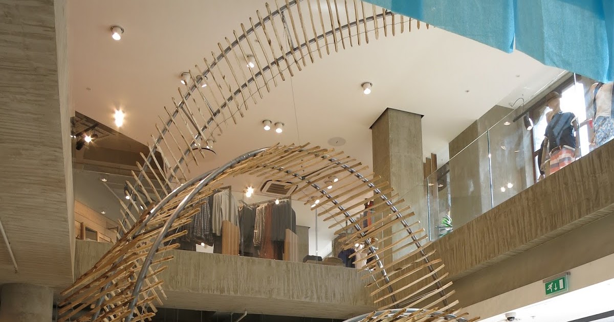 RetailStoreWindows.com: Esprit, London