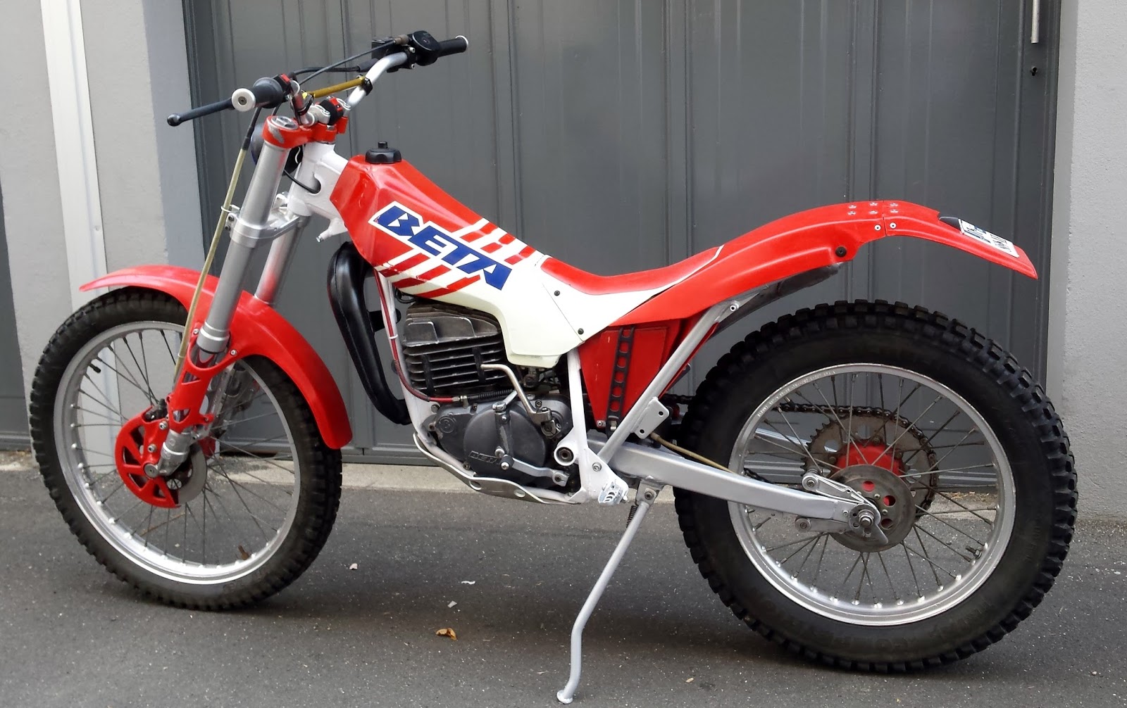 Y.C. Design: BETA TR 34 : RESTAURATION