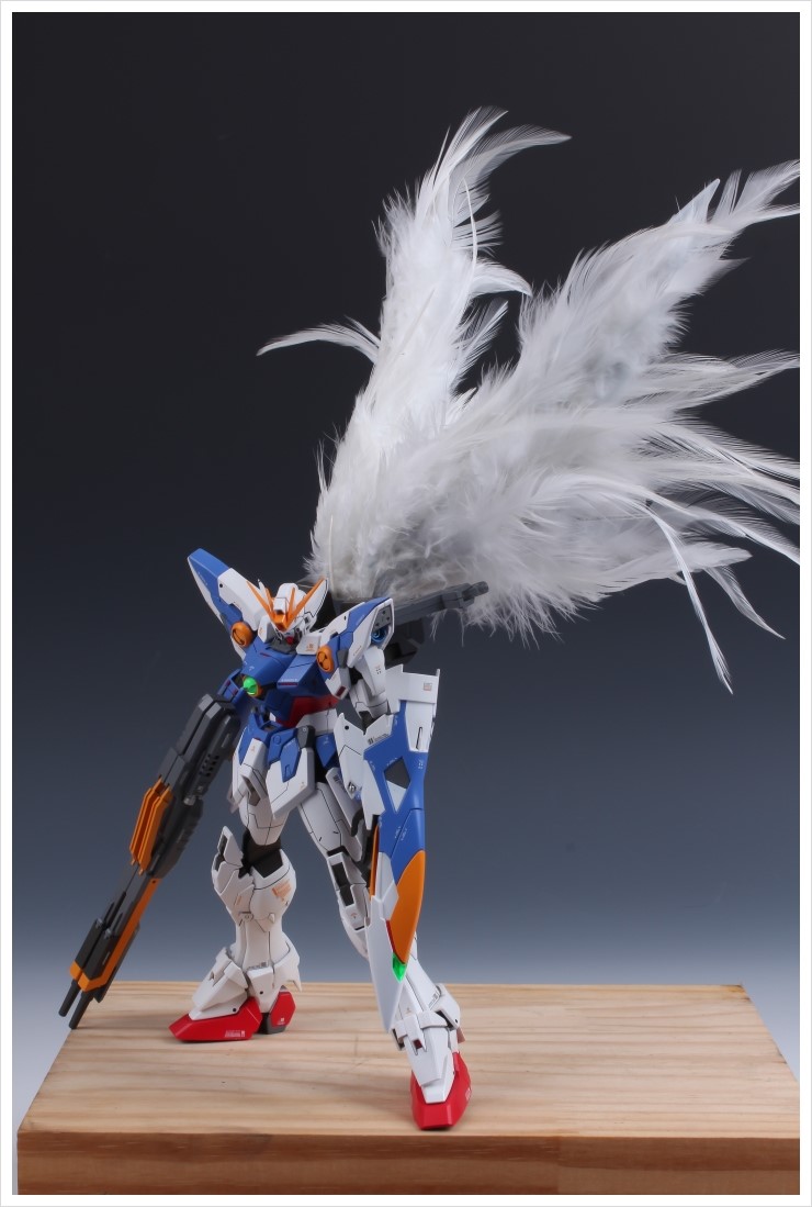 GUNDAM GUY: MG 1/100 Wing Gundam Proto Zero w/ Real Feathers ...