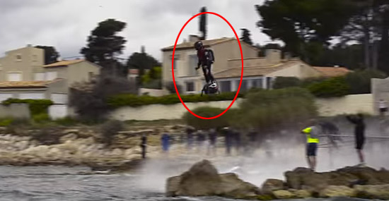 Skate voador bate recorde voando mais de 2Km sobre as águas