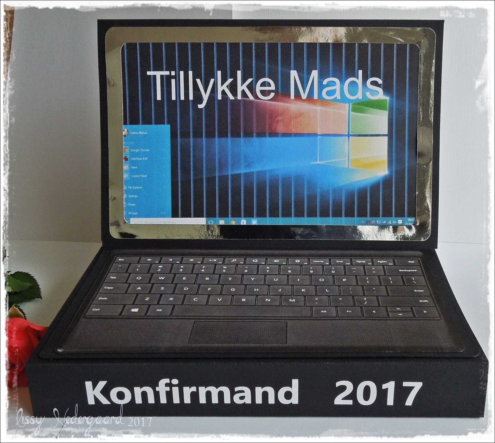 nedergaards scrapblog: Bærbar pc i karton som sangskjuler