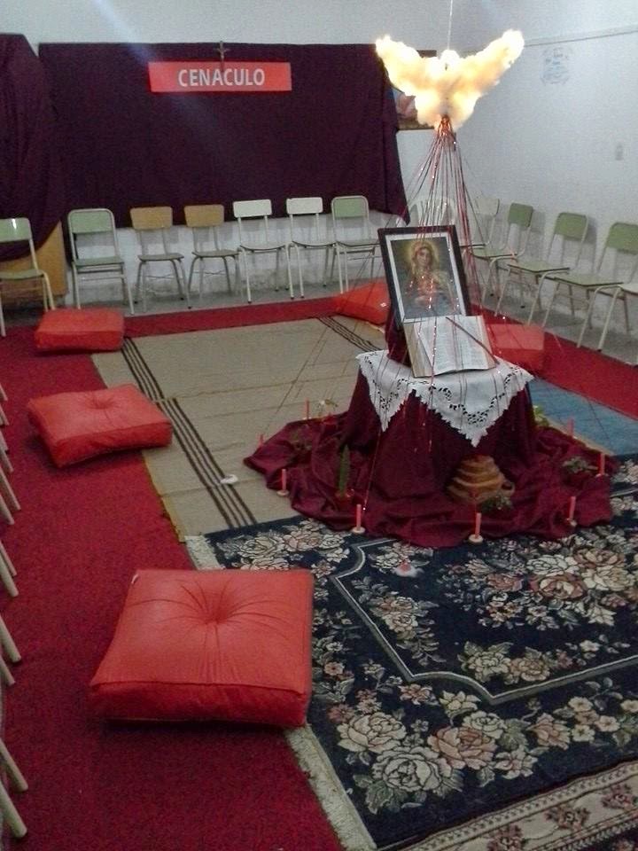 .: Renacidos en Pentecostes - Cenáculo