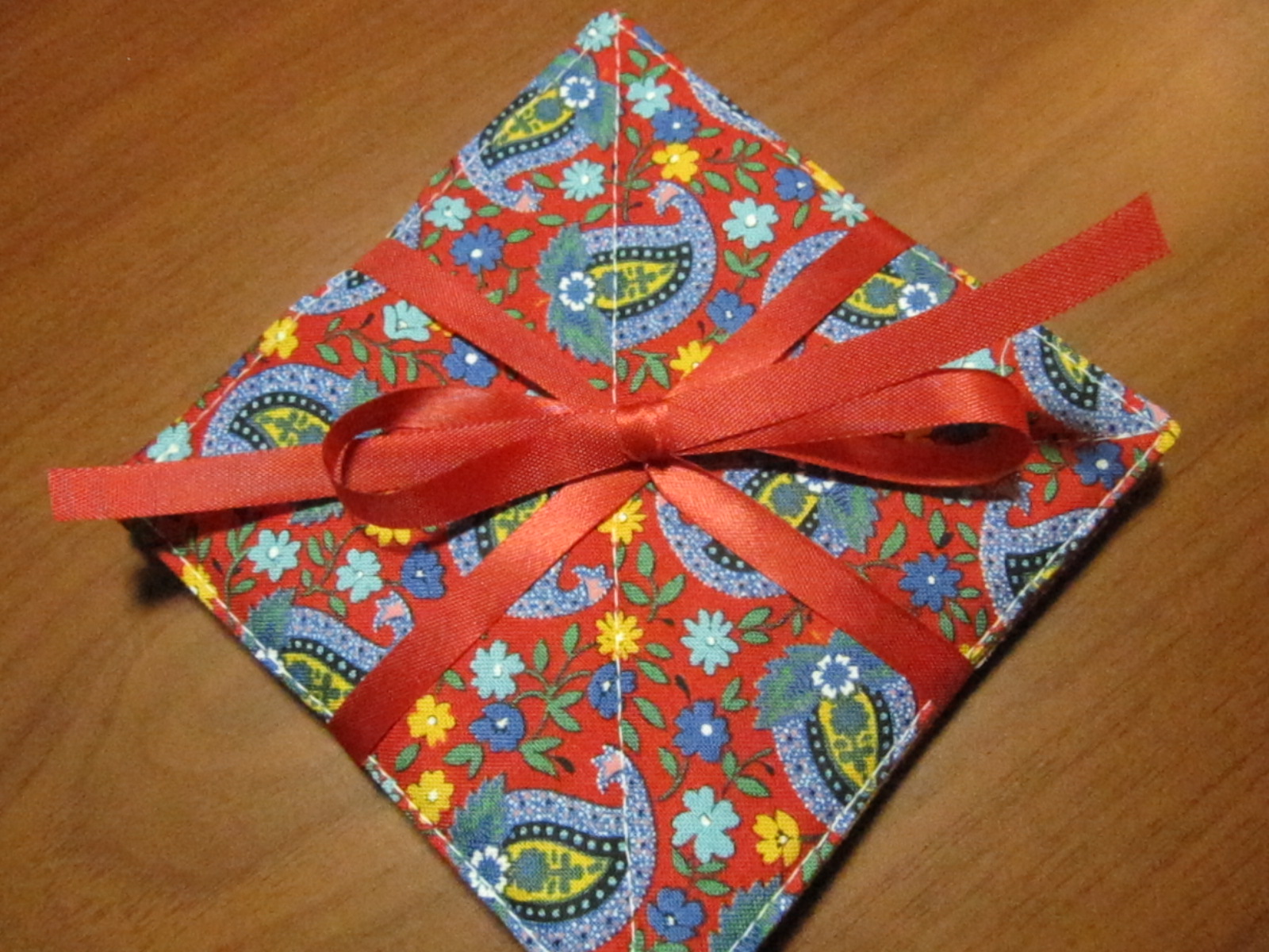 Home a la mode: Charm Pack Coasters