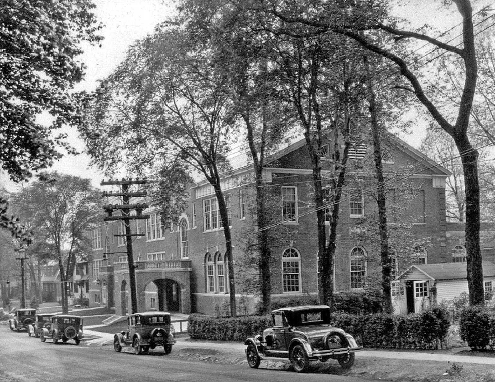 Historic Pelham: Early History of Colonial Elementary School: The ...