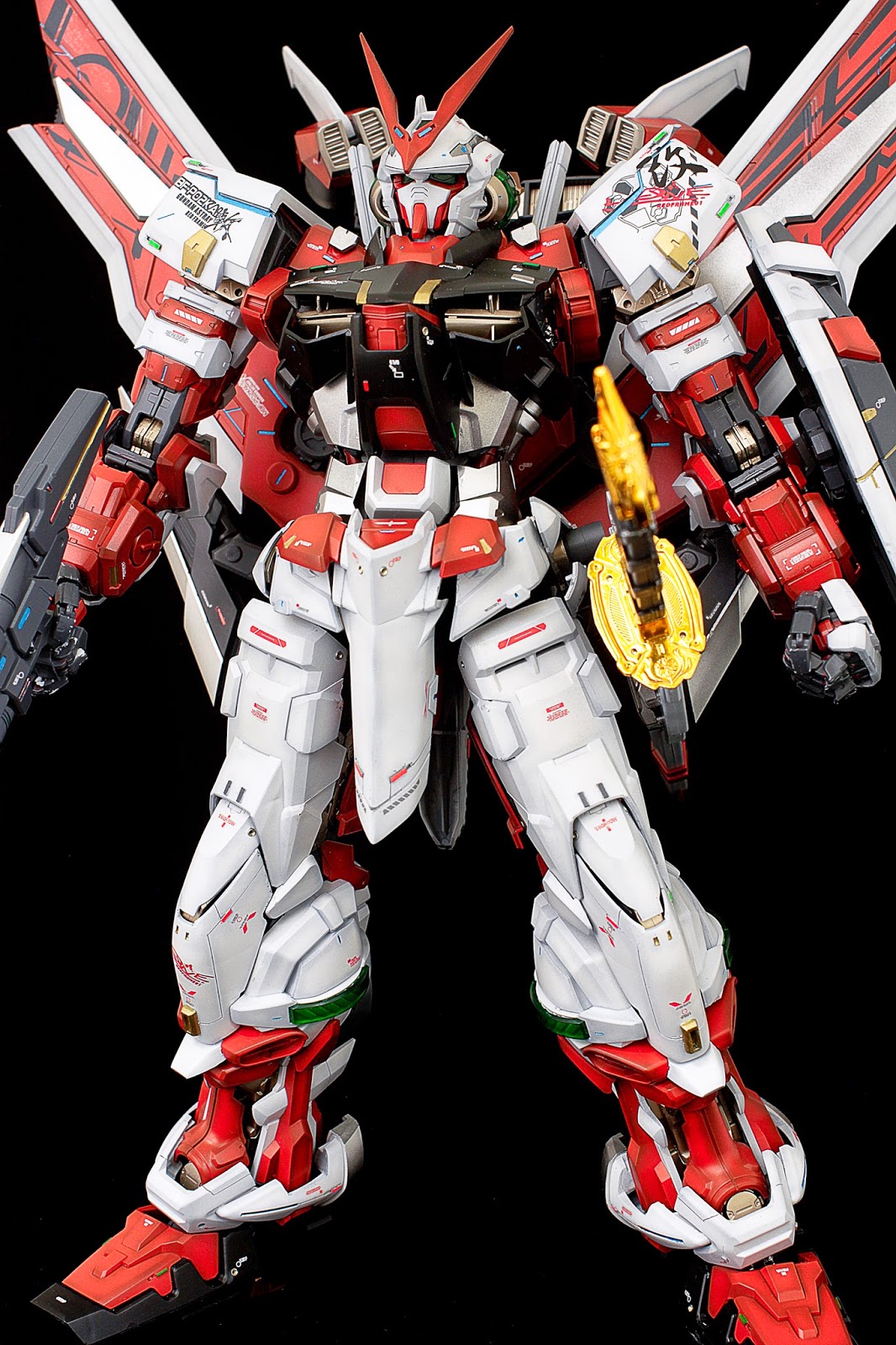GUNDAM GUY: GUNDAM GUY: READERS FEATURE GUNPLA BUILD - PG Red Frame ...