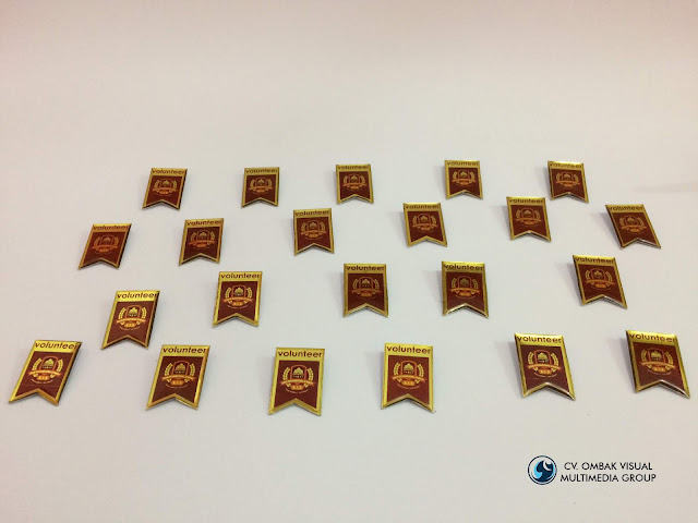 Pin Kuning Emas - PrintShop