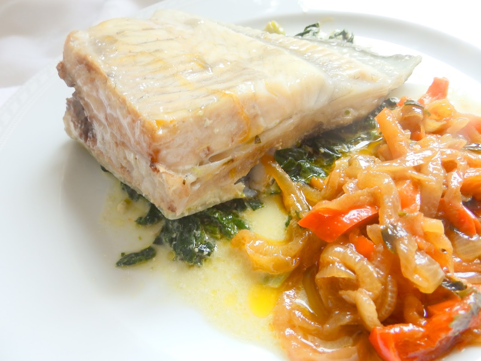 Rèmol al forn amb espinacs