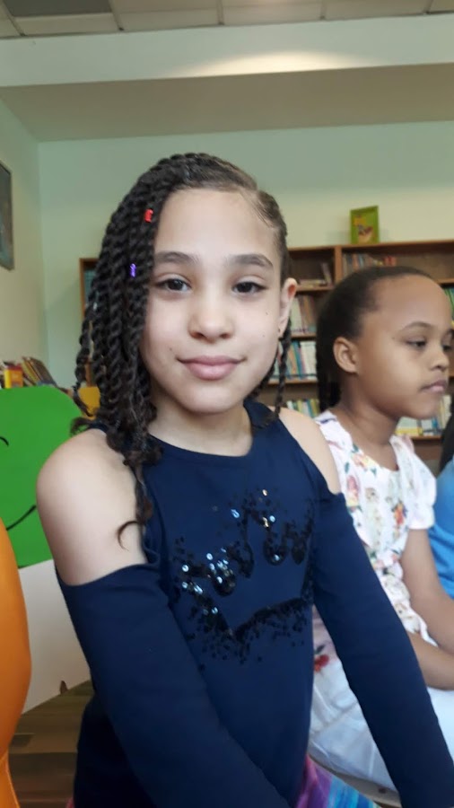 La escritora Kianny N. Antigua se presenta en la Biblioteca Infantil y ...