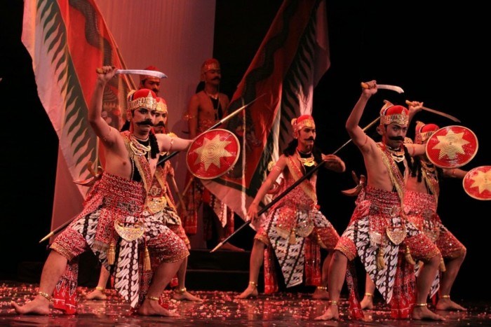 Tarian Tradisional Dari Jawa Tengah Dan Penjelasannya - Cinta Indonesia