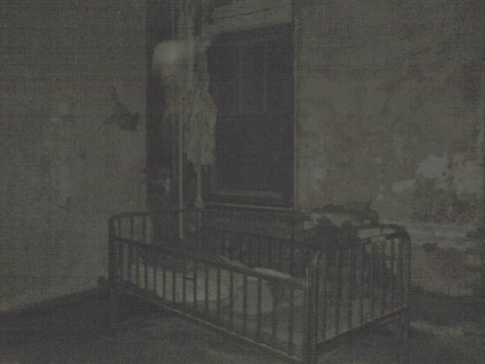 GHOSTS OF MAYFLOWER: A PENNHURST HAUNTING : Ghost Over Bed